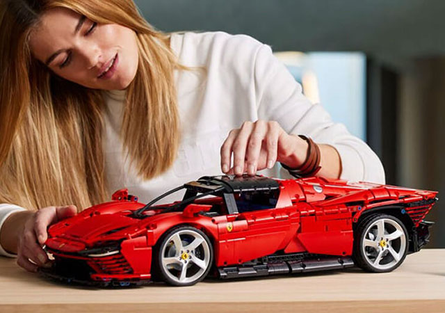 LEGO Adults | Smyths Toys France