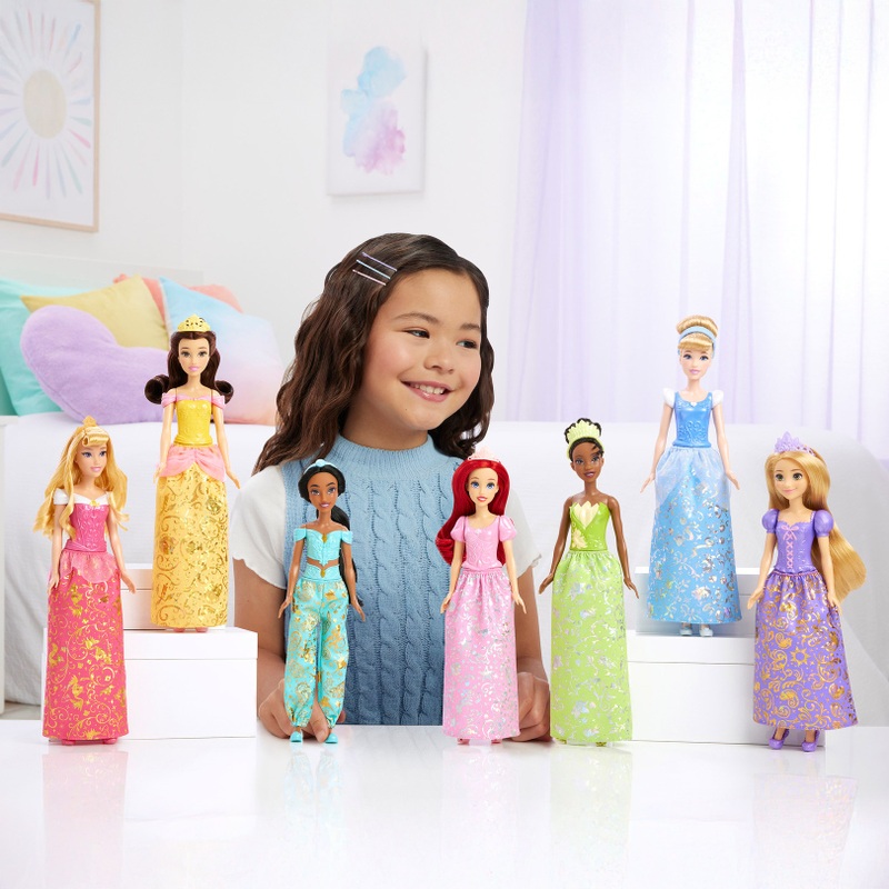 Disney Princess Story Sparkle 7 Doll Fashion Pack Set | Smyths Toys UK