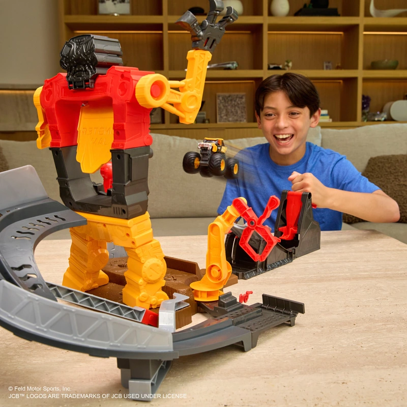 Monster Jam Smash & Bash 1:64 SmashBot Playset | Smyths Toys UK