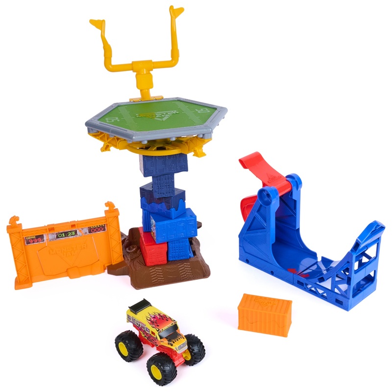 Monster Jam Smash & Bash Playset Classroom Crusher Crash Course ...