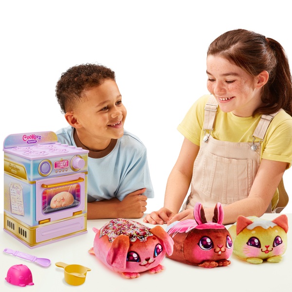 Cookeez Makery Oven Playset Exclusive Sweet Treatz Assortment | Smyths ...