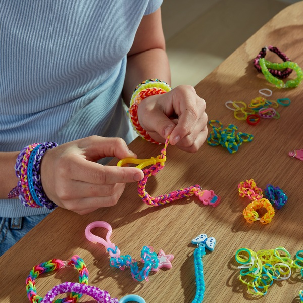 Mega Loom Band Jewellery Making Kit 8000+ Pieces | Smyths Toys UK