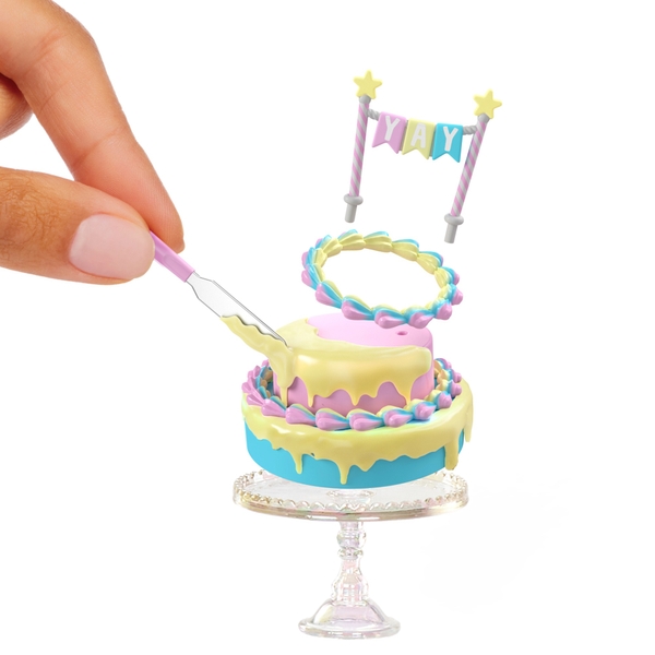 MGA’s Miniverse: Make It Mini Birthday Collectible Assortment | Smyths ...