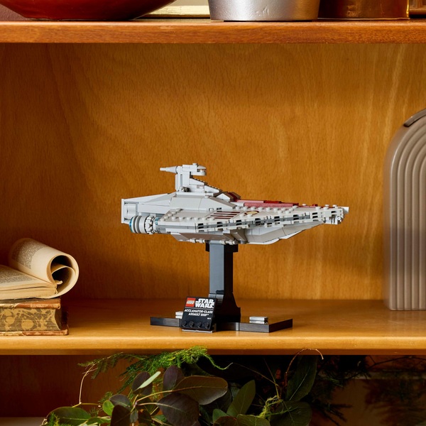 LEGO Star Wars 75404 Acclamator-Class Assault Ship Set for Adults ...