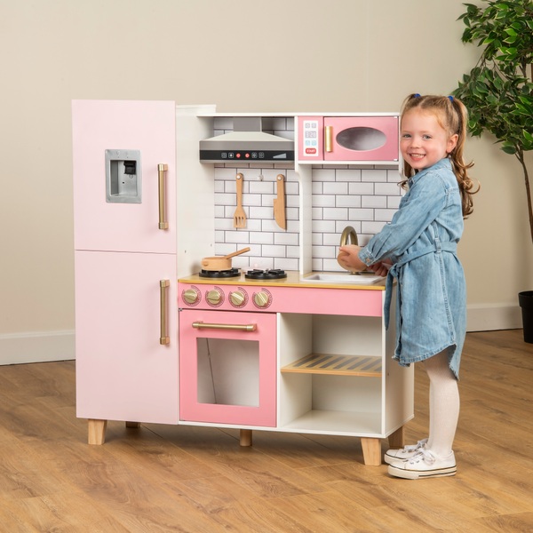 Kitchen Corner Deluxe Spielküche aus Holz pink | Smyths Toys Deutschland