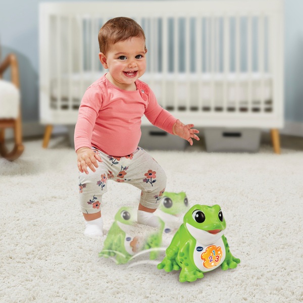 VTech Babyspielzeug Hüpfspaß-Frosch mit Licht und Musik | Smyths Toys ...