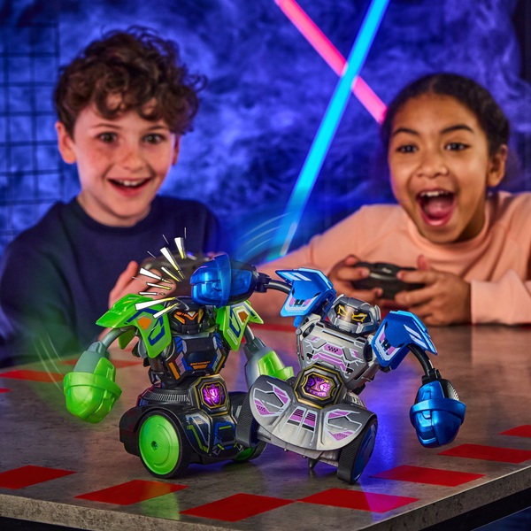 Robo Kombat Tornado Roboter Spielzeug 2er Set grün/blau | Smyths Toys ...