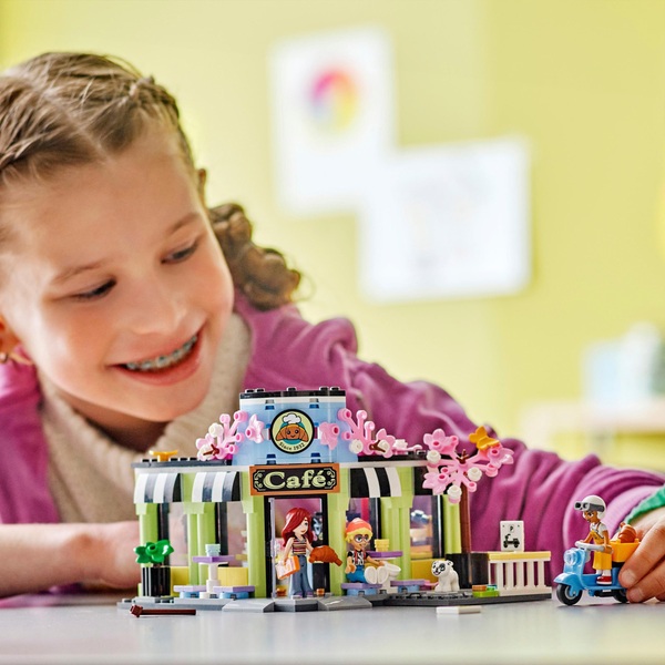 LEGO Friends 42618 Heartlake City Café | Smyths Toys Deutschland