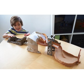 Disney Pixar Cars 3 Midnight Jump Track Set Review - Review Toys