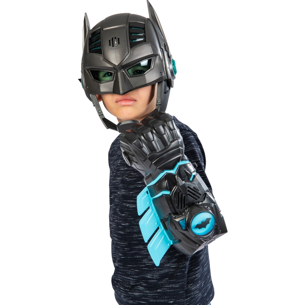 DC Comics Armor-Up Batman Mask with Lights and Sounds | Smyths Toys UK
