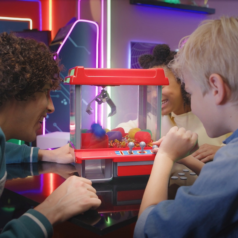 Electronic Arcade Game Crane Game Claw Machine | Smyths Toys UK