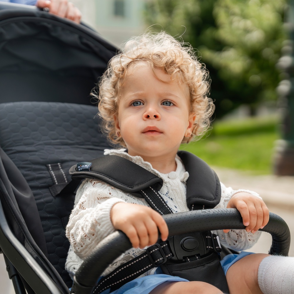 Zummi Explorer Compact Stroller Black | Smyths Toys Ireland