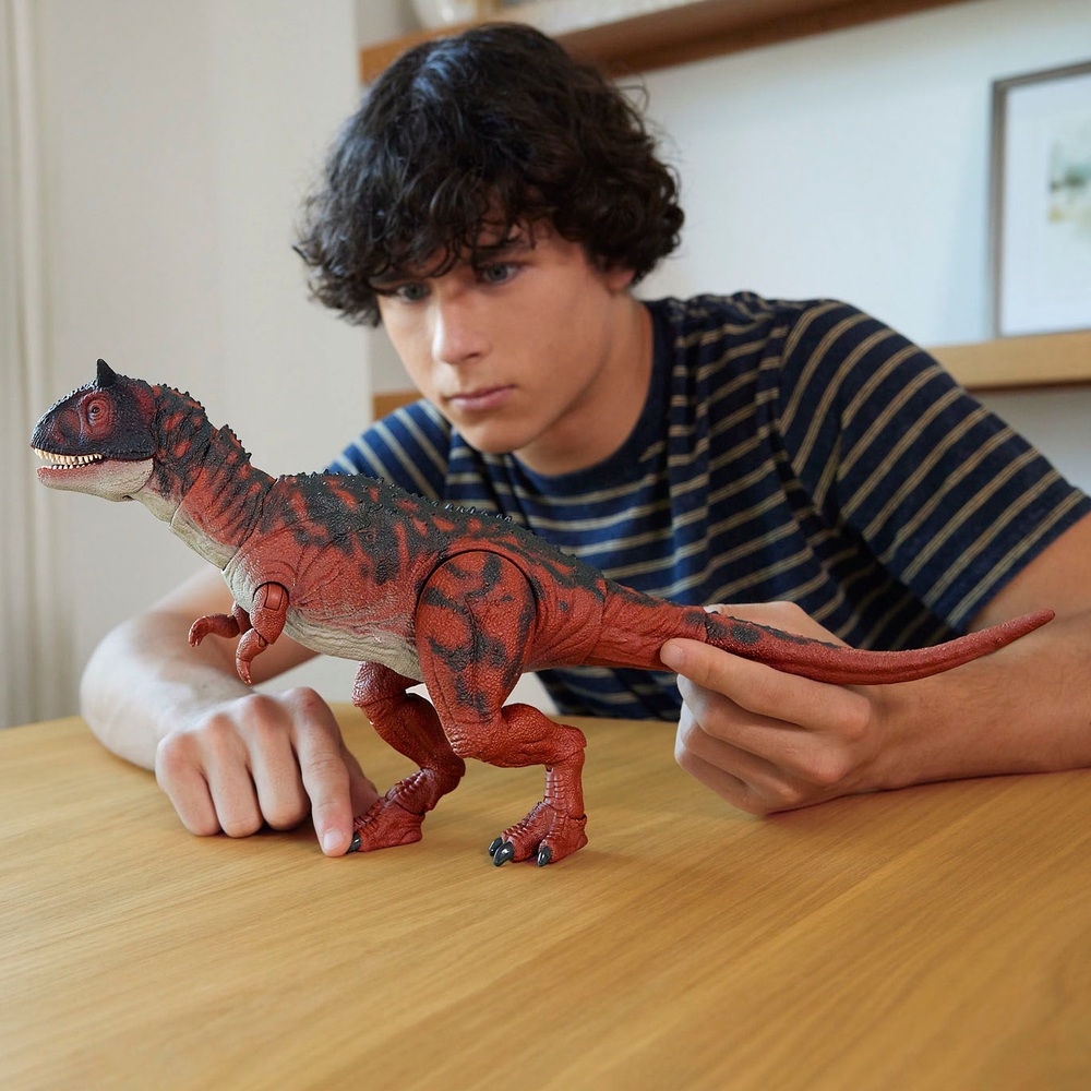 Jurassic World - Figurine Carnotaurus Hammond Collection | Smyths Toys ...