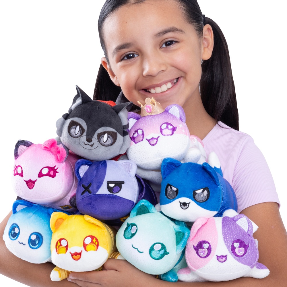 Aphmau Mystery MeeMeows Plush Aphmau & Friends Assortment | Smyths Toys UK