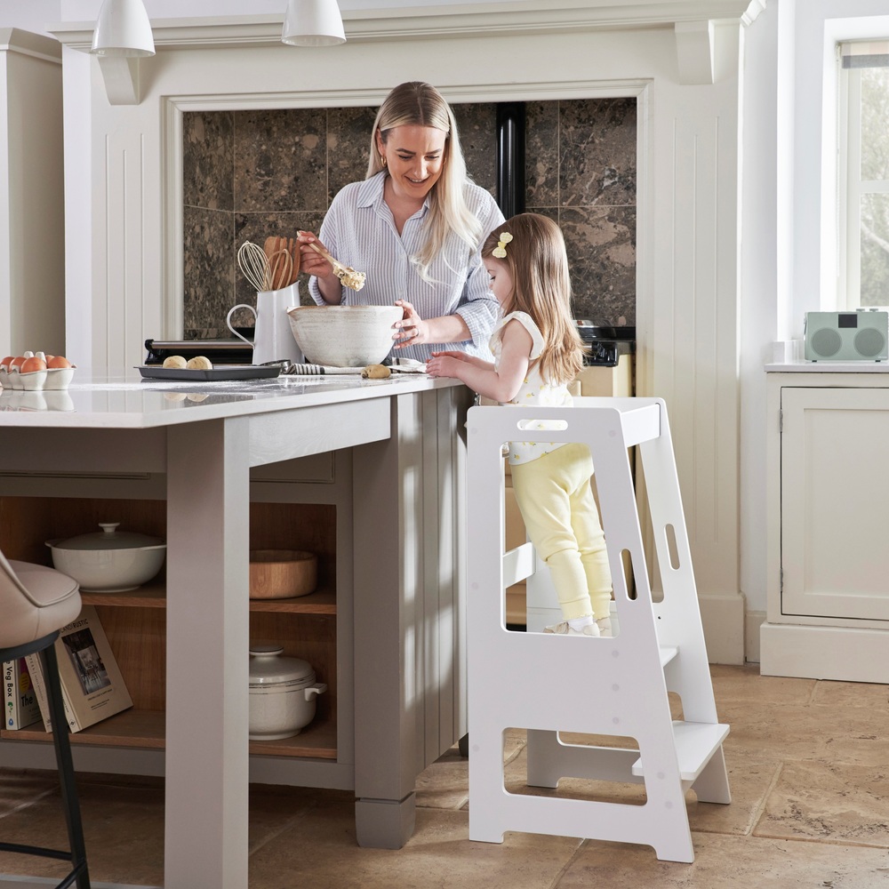 BeZou Küchen Lernturm | Smyths Toys Deutschland