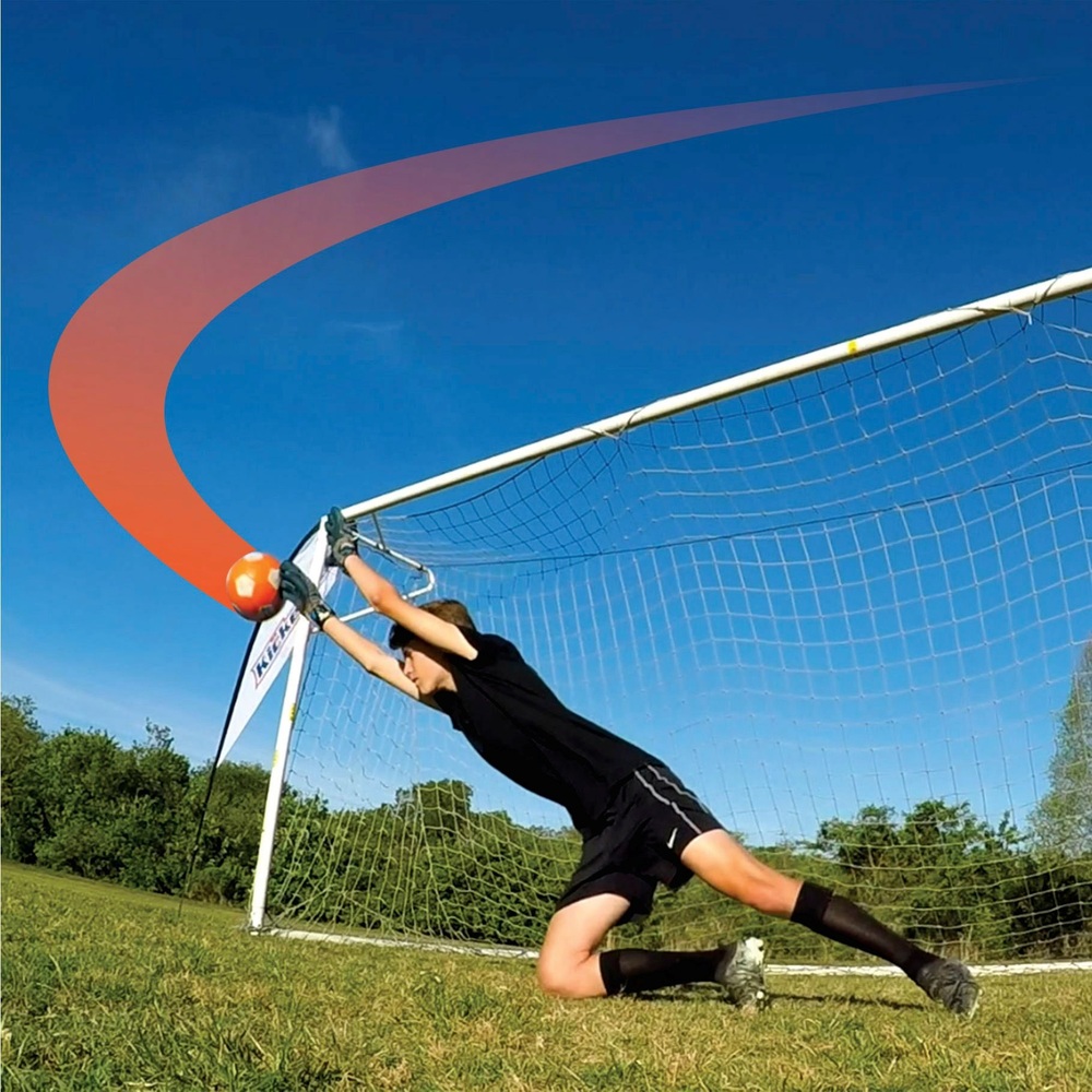 Swerve Ball Fußball KickerBall Gr. 4 orange/weiß | Smyths Toys Österreich