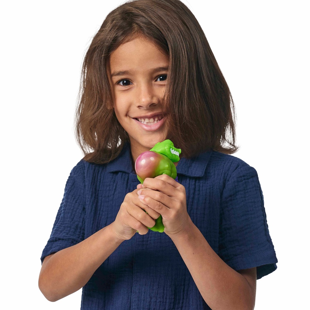 Heroes of Goo Jit Zu Stretch Striker elastischer Rock Jaw | Smyths Toys ...