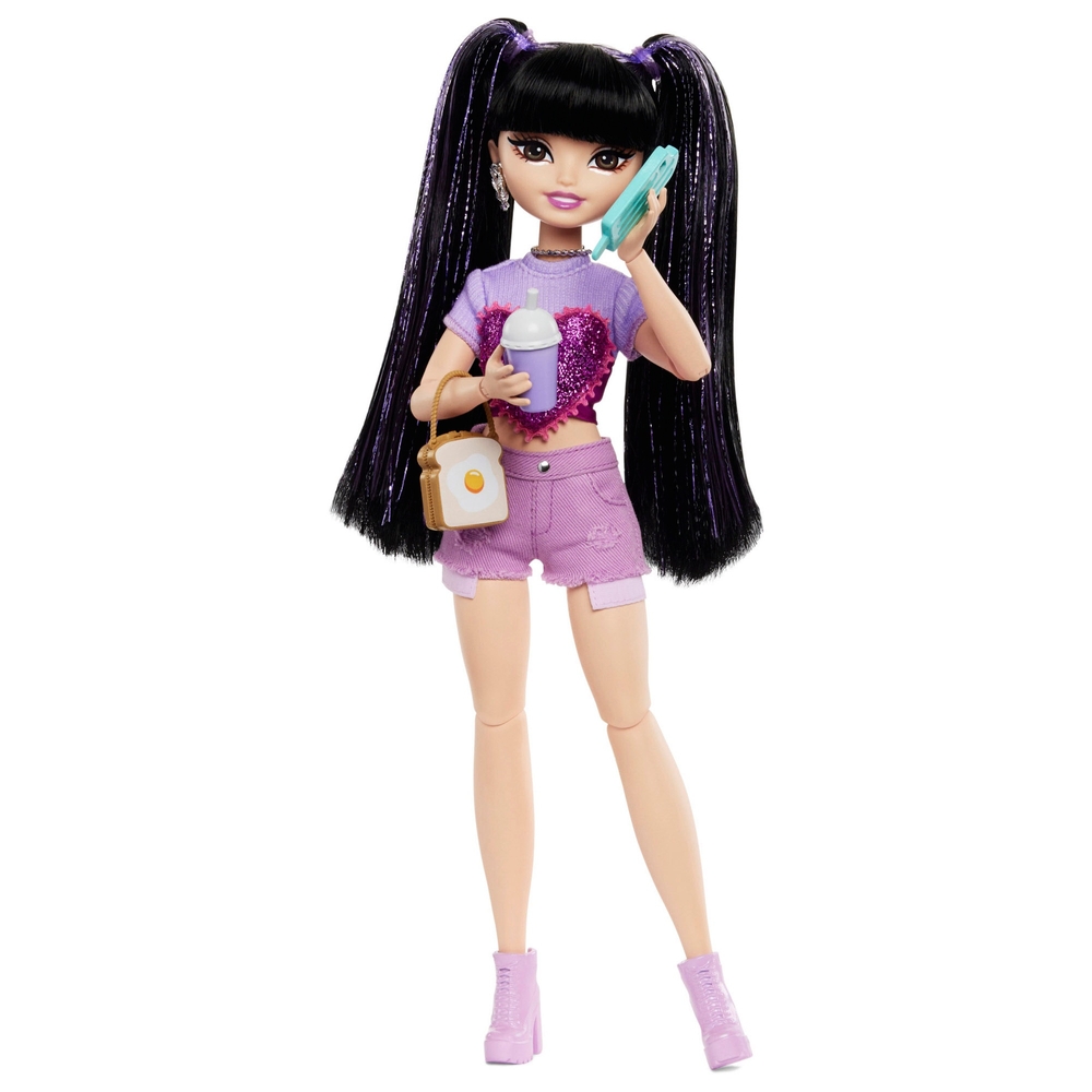 Barbie Dream Besties Renee Fashion Doll | Smyths Toys UK