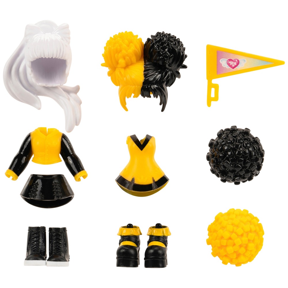 Royale High School Spirit Fashion Pack Cheerleading | Smyths Toys UK