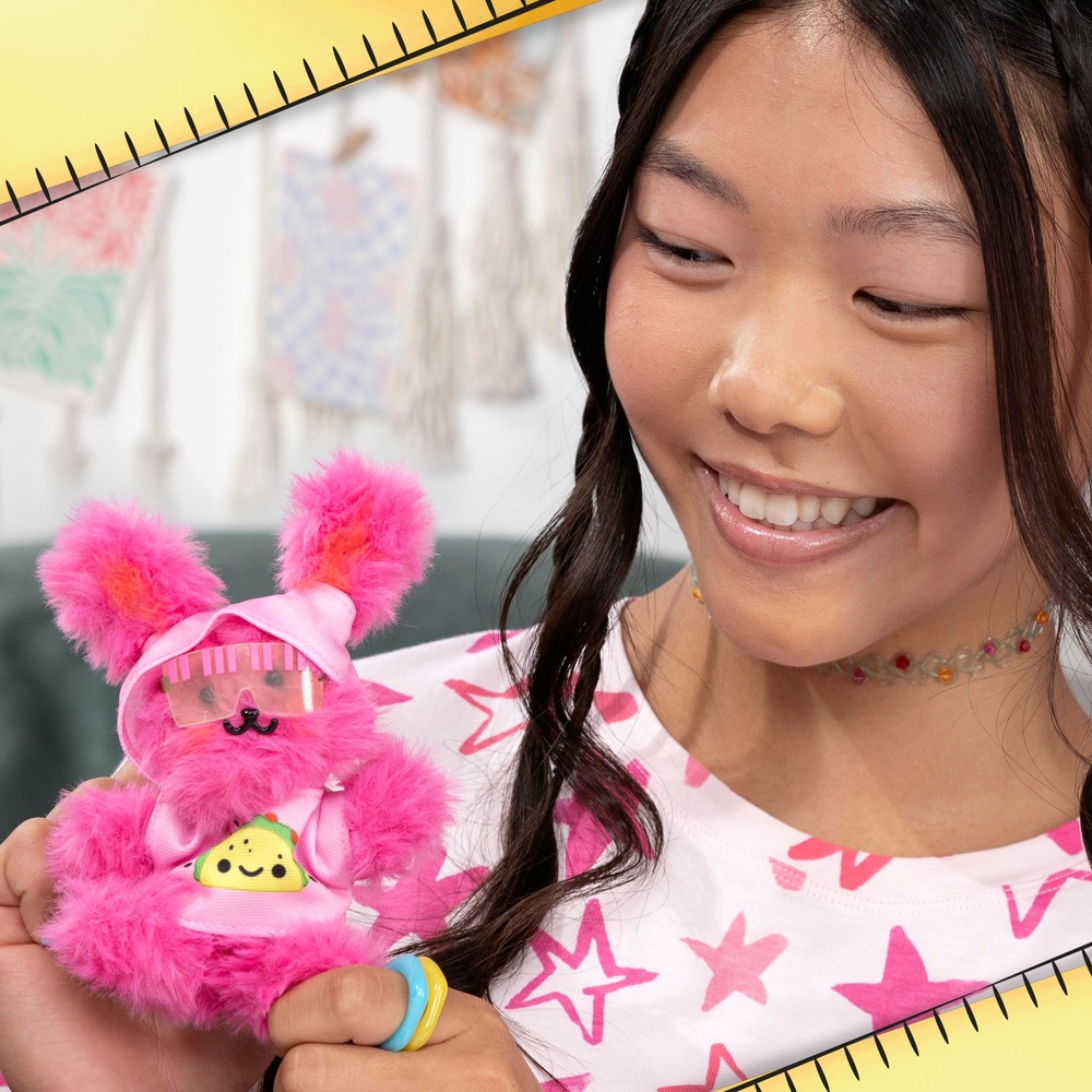 Knotz Magic Yarn DIY Surprise Capsule: Animal Plush Craft Kit Series-1 Assortment | Smyths Toys ...