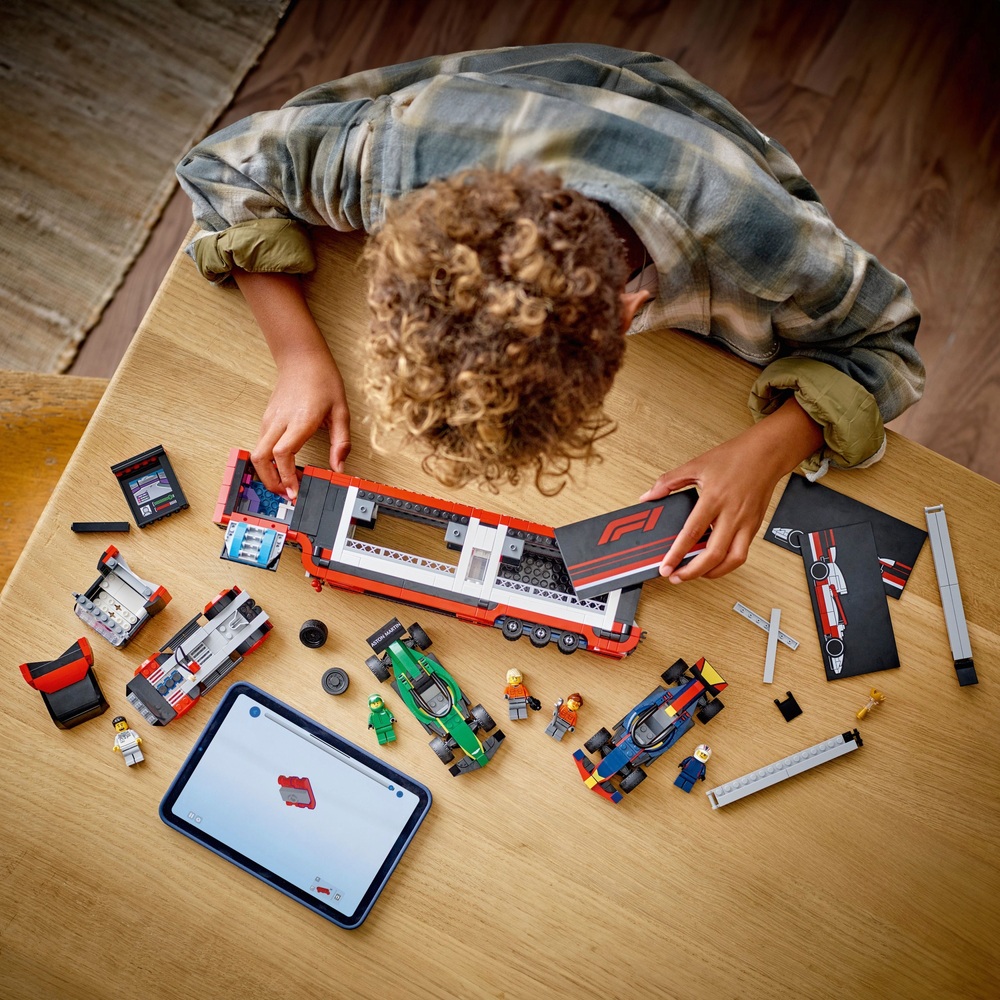 LEGO City 60445 F1 Truck with Red Bull 20 & Aston Martin 24 F1 Cars Set ...