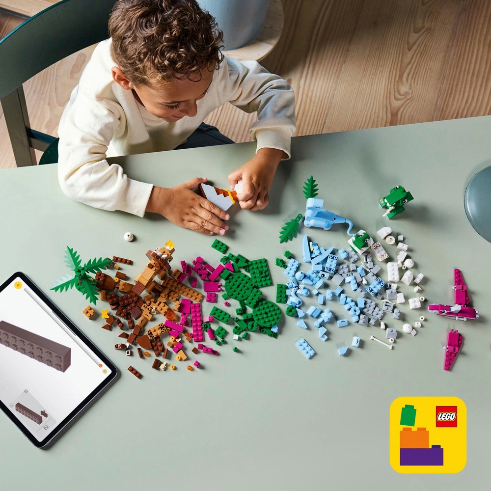 LEGO Classic 11041 Kreative Dinosaurier | Smyths Toys Deutschland