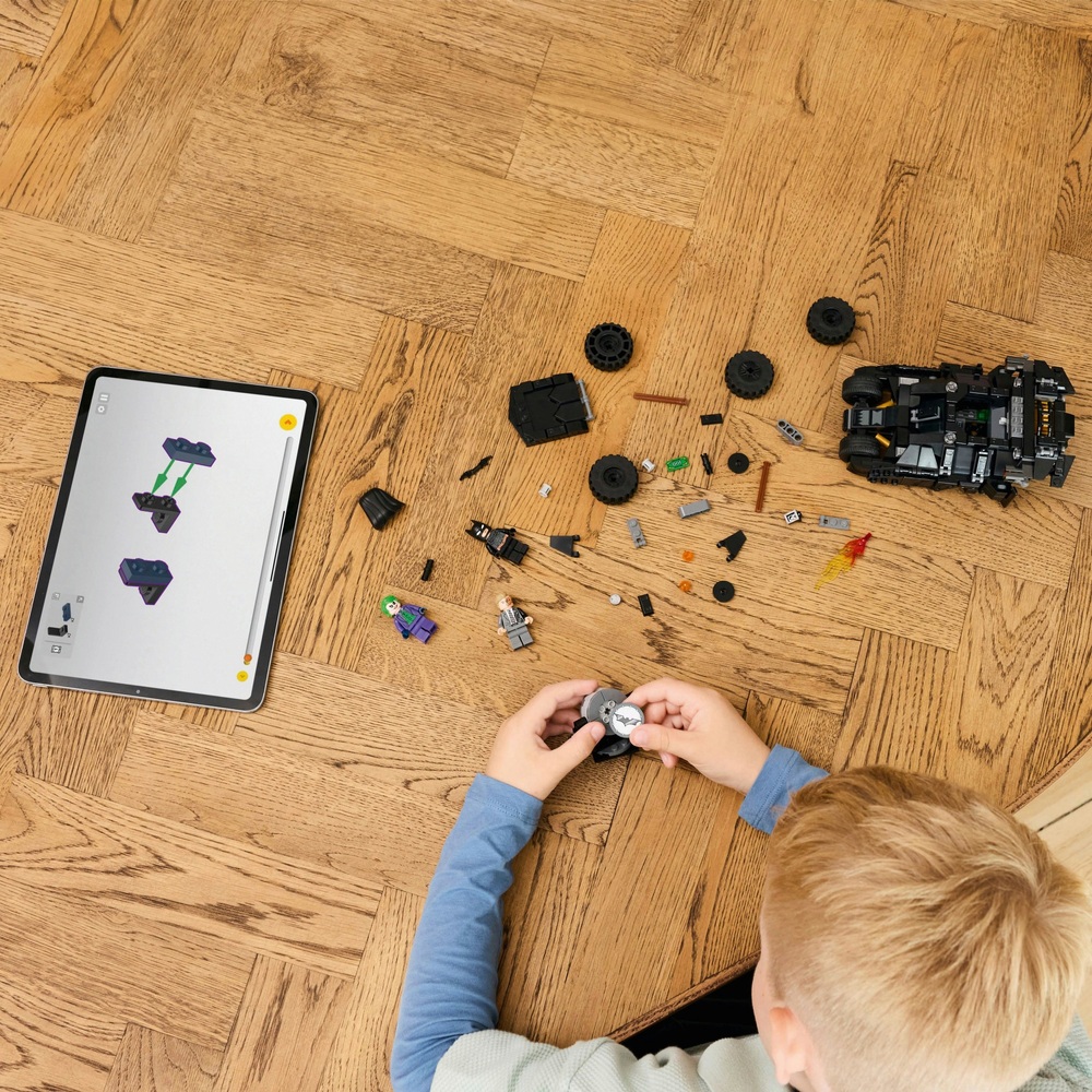 LEGO DC 76303 Batman Tumbler vs. Two-Face & The Joker Set | Smyths Toys UK