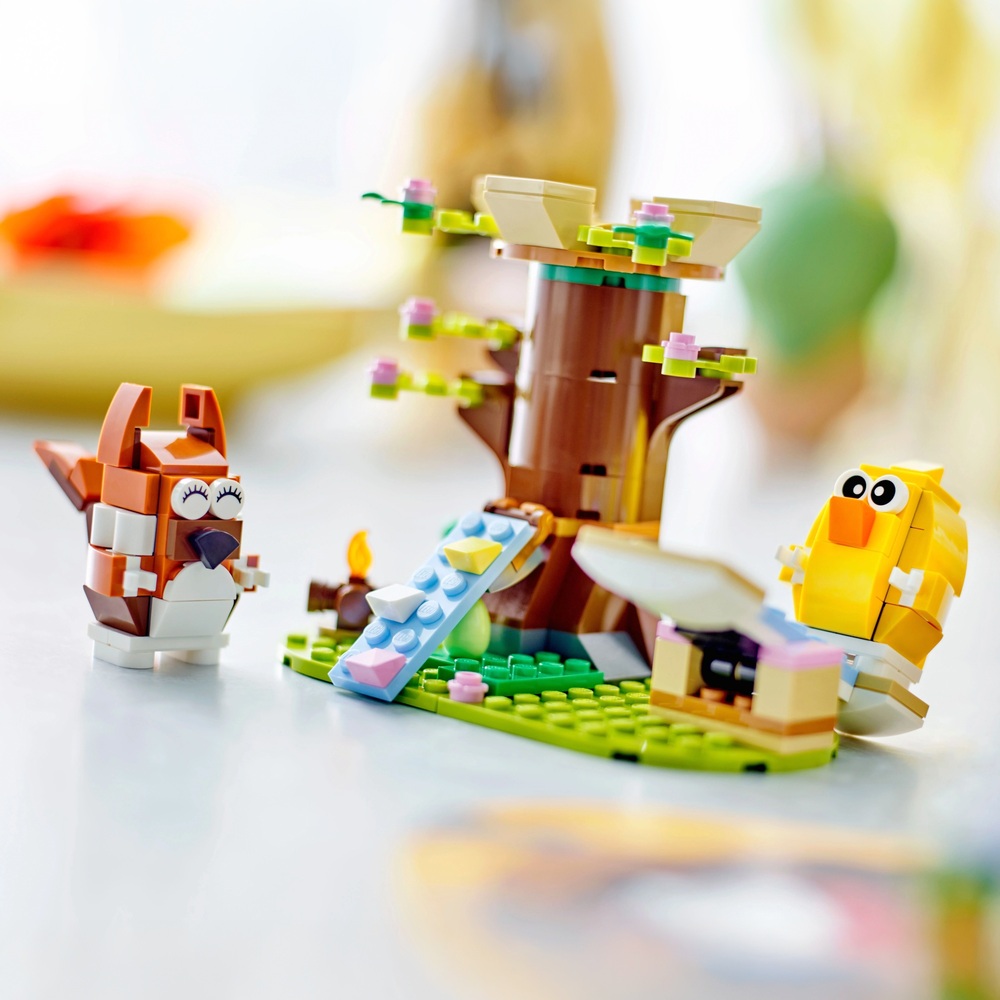 LEGO Iconic 40709 Frühlingstierspielplatz | Smyths Toys Schweiz
