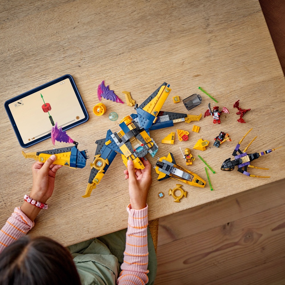 LEGO NINJAGO 71833 Ras und Arins Super-Sturmflieger | Smyths Toys ...