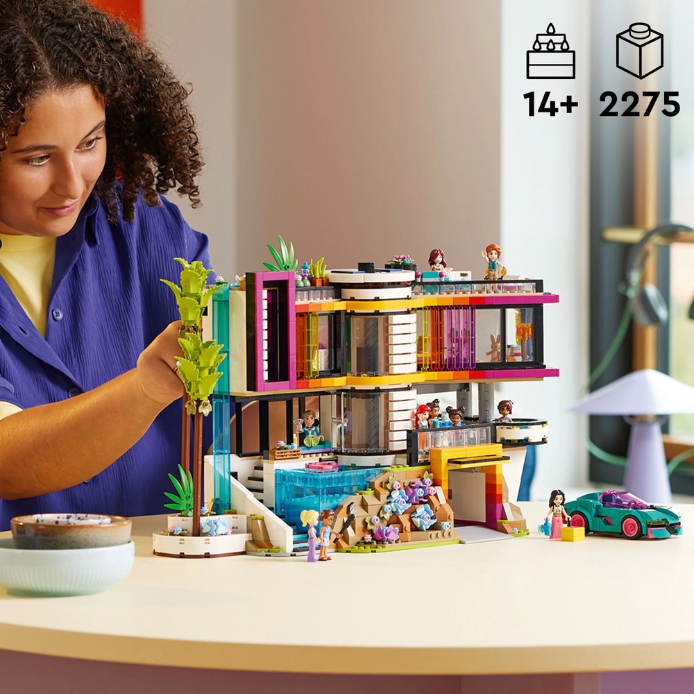LEGO Friends 42639 Andreas moderne Villa | Smyths Toys Deutschland
