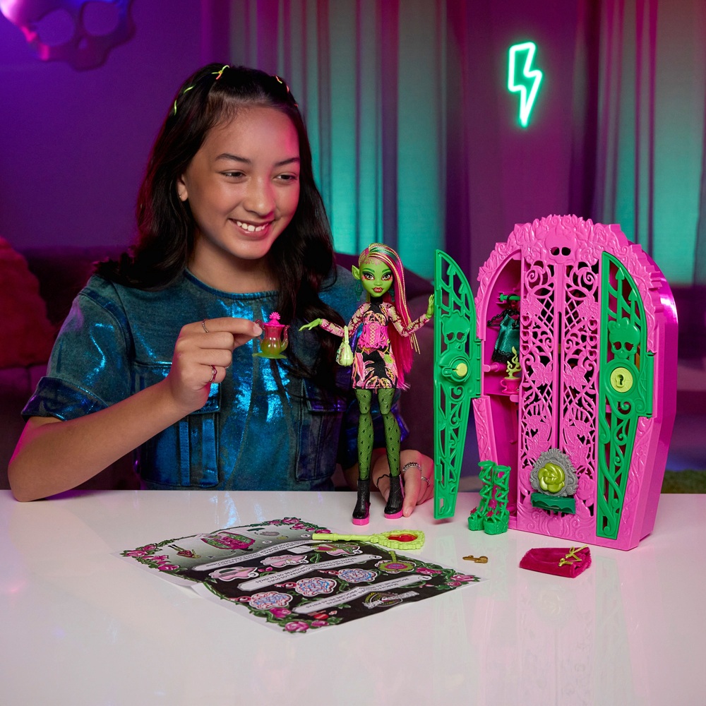 Monster High Skulltimate Secrets Puppe Garden Mysteries Venus | Smyths Toys Österreich