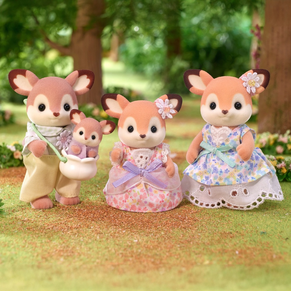 Sylvanian Families Deer Family Set | Smyths Toys Ireland