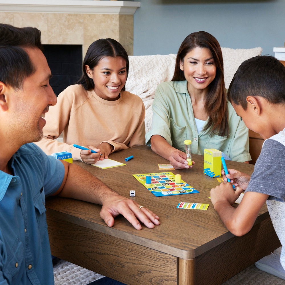 New German Language Pictionary Family Board Game Mattel